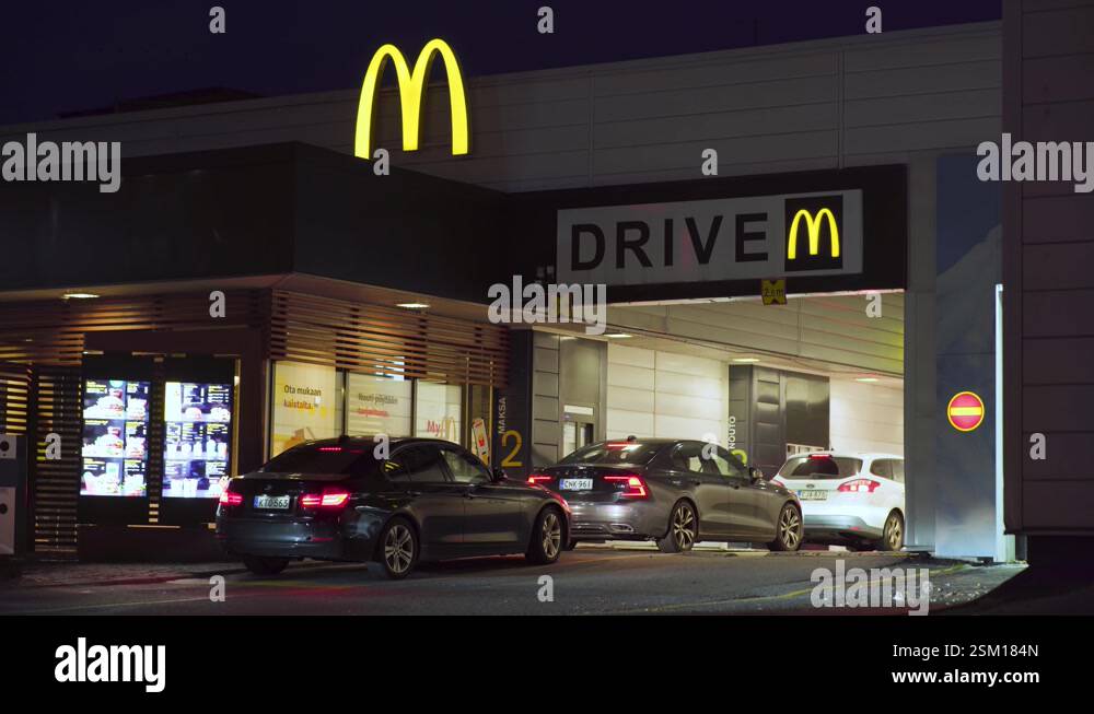 Mcdonalds drive through night Stock Videos & Footage - HD and 4K Video ...