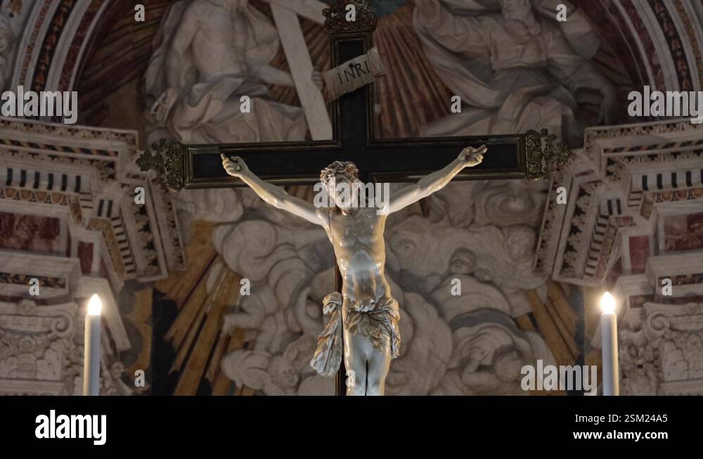 Beatiful cross of Jesus Christ, is amazing and clear, the lighs helps ...