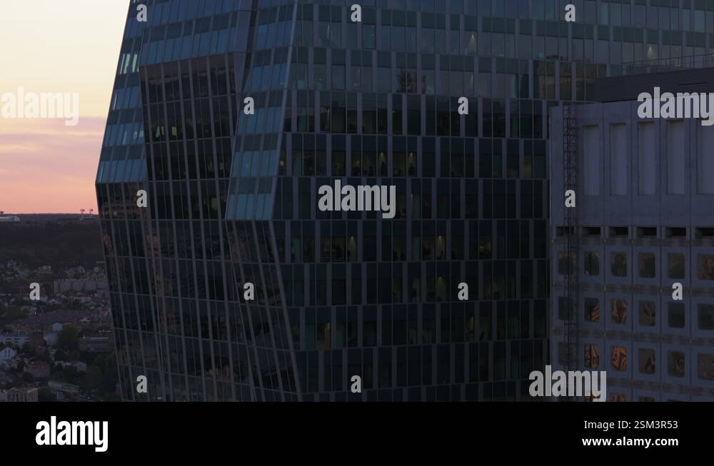 Office tower glass facade Stock Videos & Footage - HD and 4K Video Clips - Alamy
