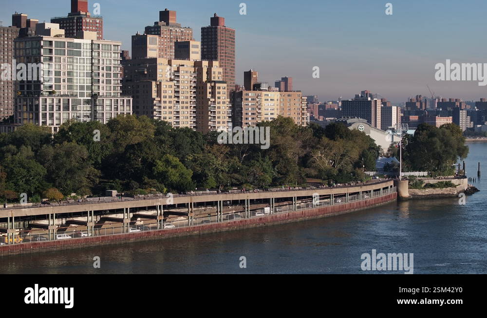Rush Hour Traffic on FDR Drive Stock Video Footage - Alamy