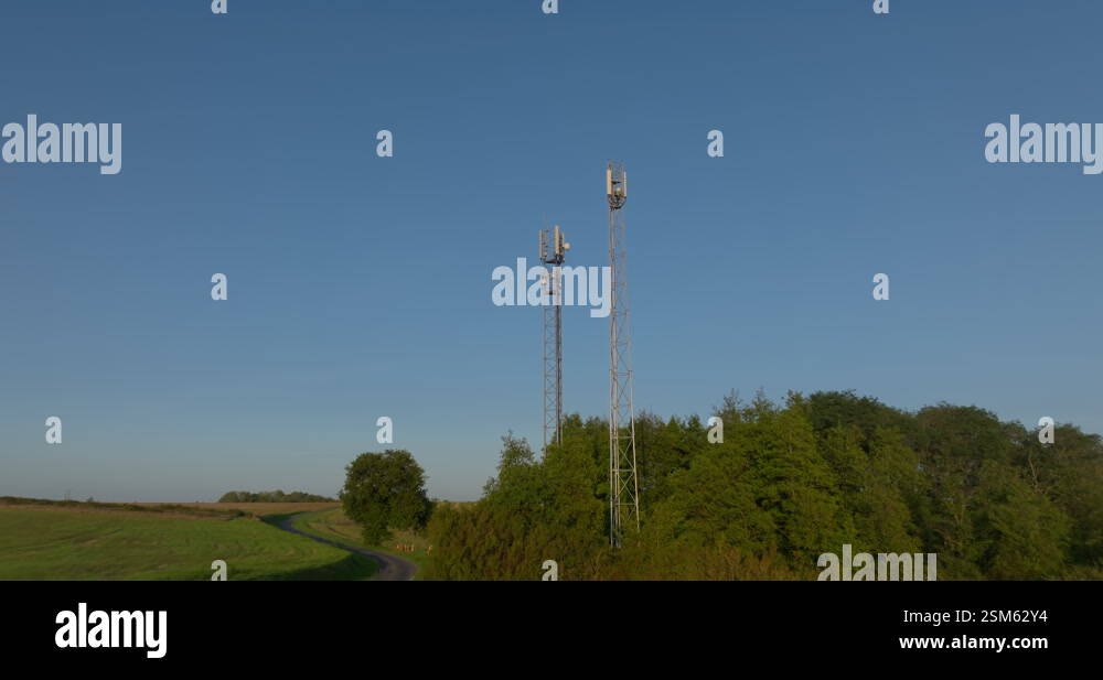 Phone masts Stock Videos & Footage - HD and 4K Video Clips - Alamy