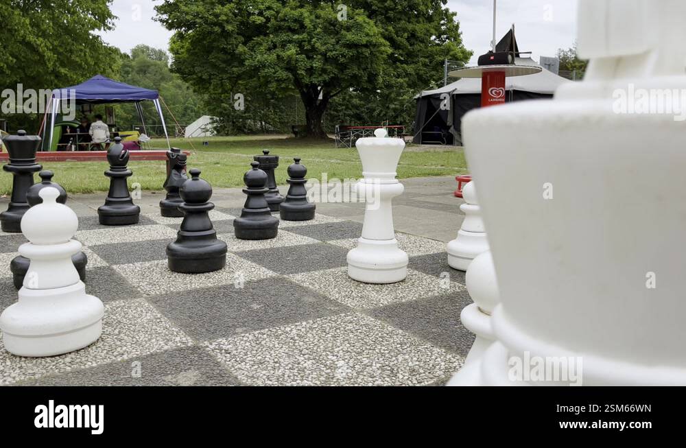 Giant sized chess board Stock Videos & Footage - HD and 4K Video Clips ...