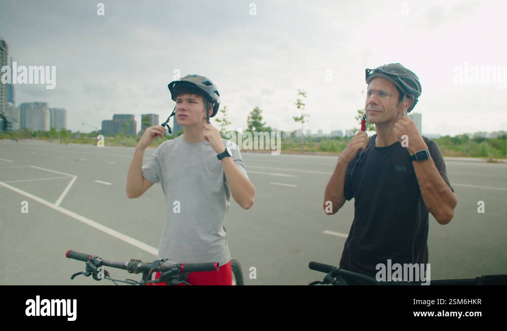 Father son helmets Stock Videos & Footage - HD and 4K Video Clips - Alamy