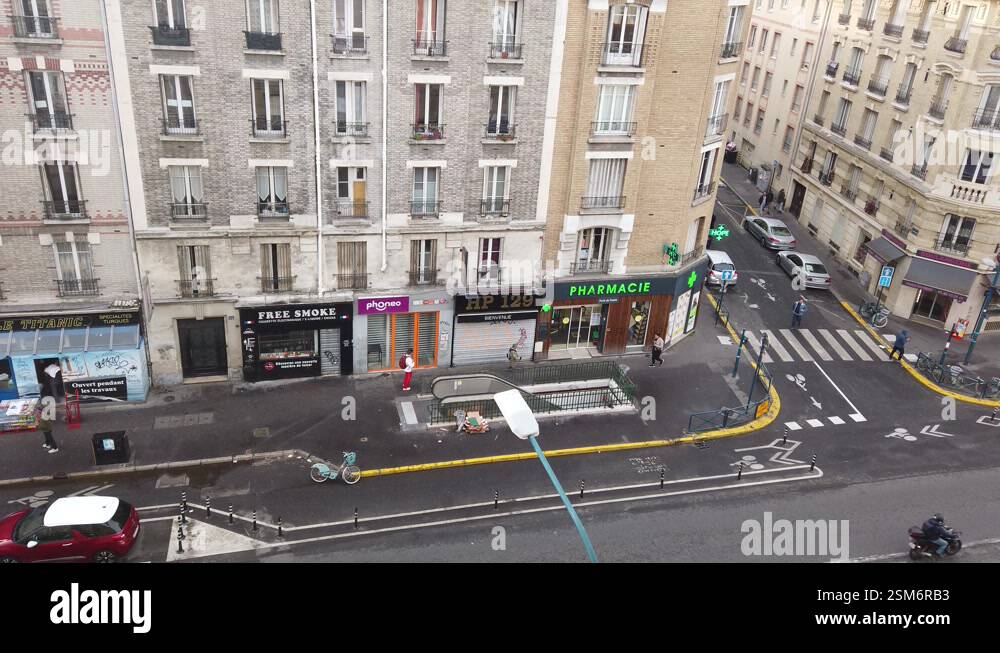 Paris daylight cafe Stock Videos & Footage - HD and 4K Video Clips - Alamy