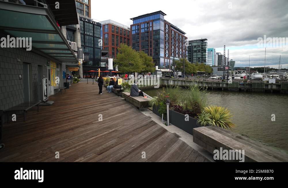 The District Wharf cobblestone and boardwalk area in southwest ...