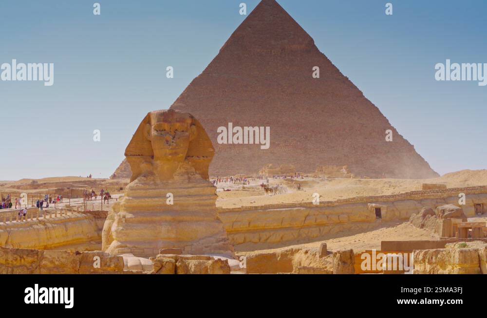 4k, panoramic view of Great Sphinx and Great Pyramids of Giza, Egypt ...