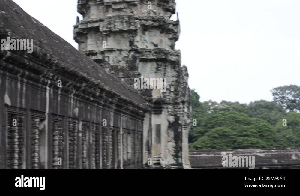 Angkor Wat Temple pan to right exterior 30 FRPS HD 10 sec Stock Video ...