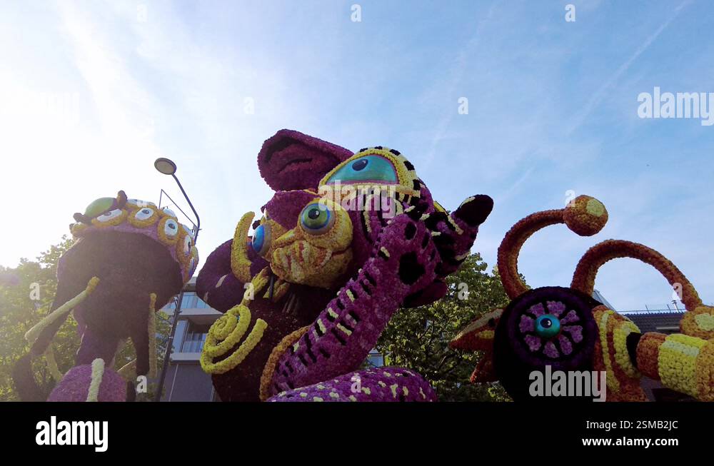 funny animals float Bloemencorso flower parade in Valkenswaard. The ...