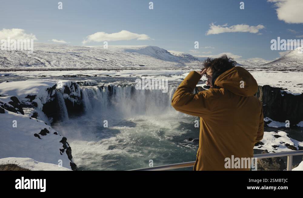 Godafoss sightseeing Stock Videos & Footage - HD and 4K Video Clips - Alamy