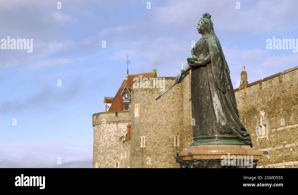 Statue queen victoria outside Stock Videos & Footage - HD and 4K Video ...