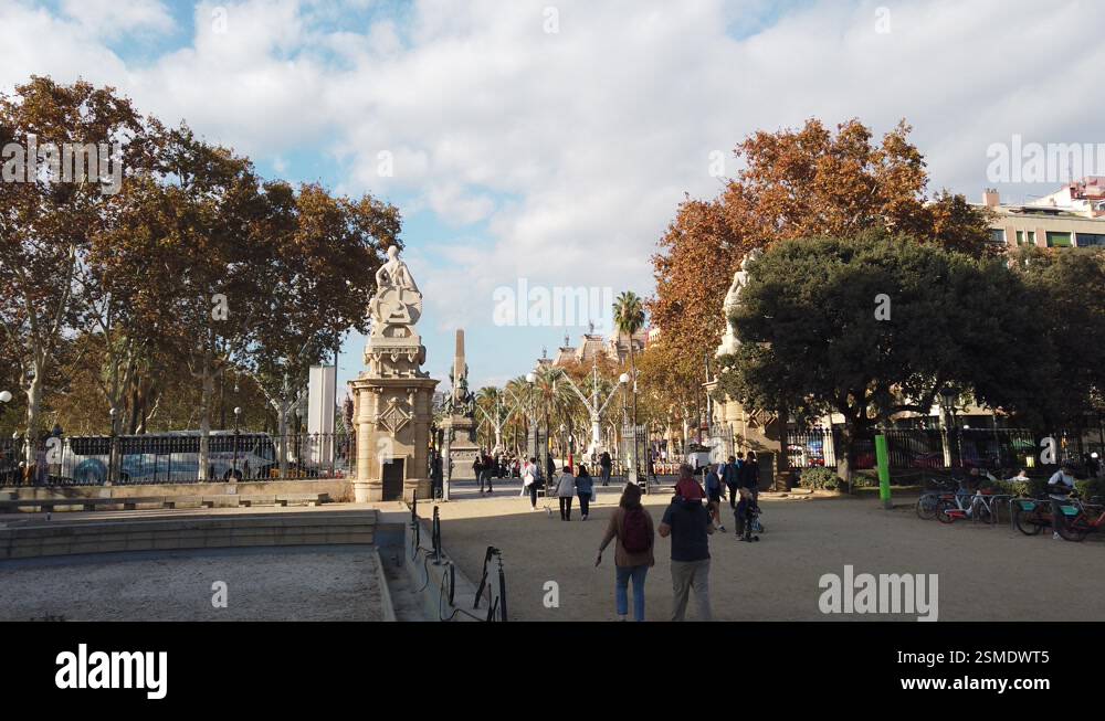 People Walk around Ciutadella Park Barcelona Spain Landmark in Autumn ...