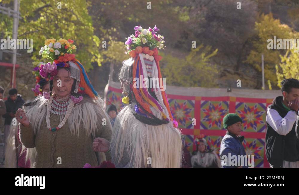 Himalayan tribe Stock Videos & Footage - HD and 4K Video Clips - Alamy