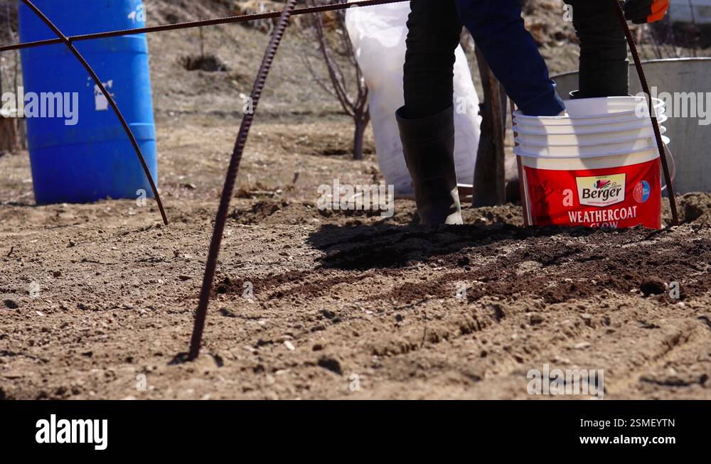 Adding manure to soil Stock Videos & Footage - HD and 4K Video Clips ...