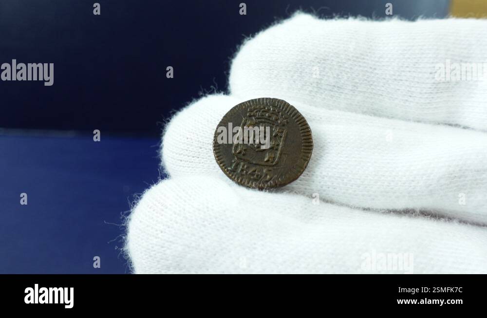 Indian ancient Copper Old Coin. Portugal colonie. Reign Queen of Maria ...