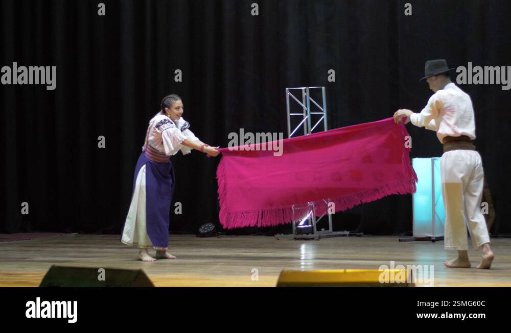 Machachi, Ecuador - 07/06/2024: Traditional dance of the otavalo ...