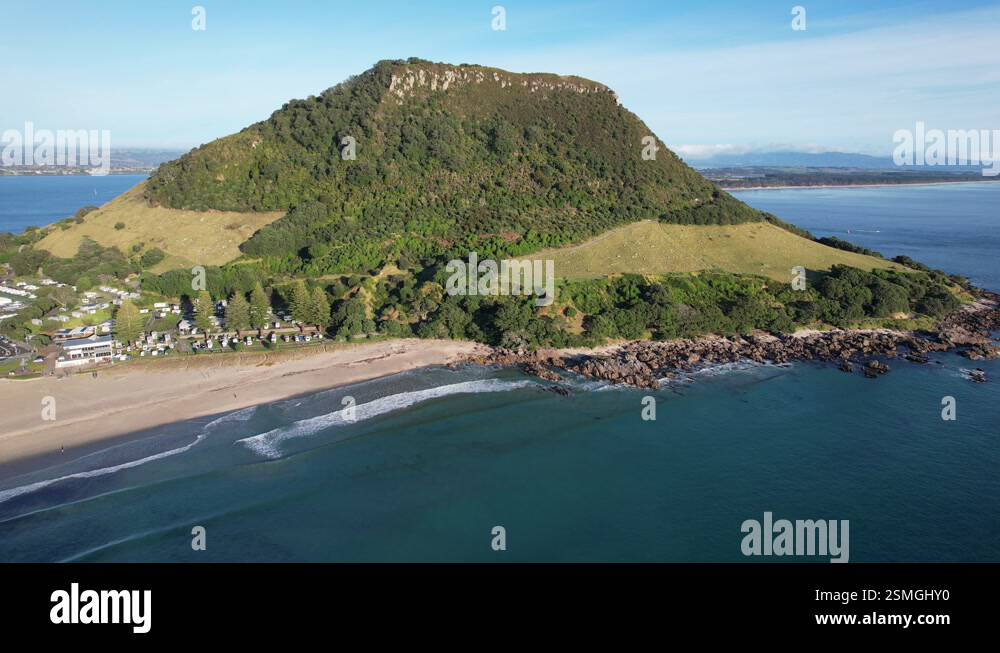 Mount Maunganui Peak With Beachfront City Near Tauranga In The Bay of ...