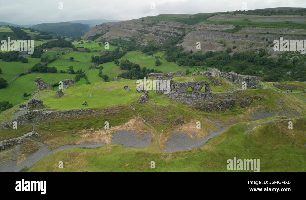 Grail castle Stock Videos & Footage - HD and 4K Video Clips - Alamy