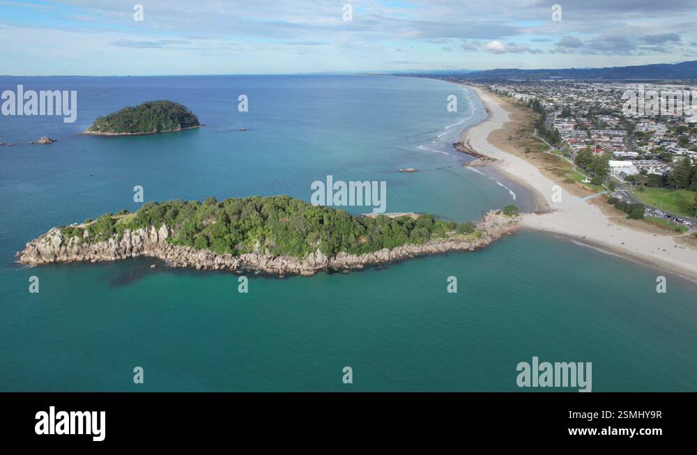 Islands Of Moturiki And Motuotau In Bay Of Plenty, North Island, New ...