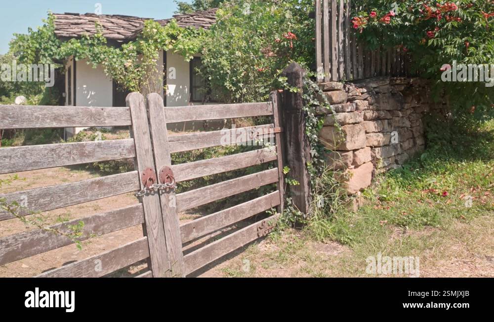 Locked entrance gate Stock Videos & Footage - HD and 4K Video Clips - Alamy