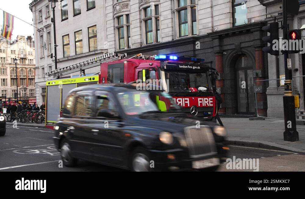 Fire engine london road Stock Videos & Footage - HD and 4K Video Clips ...