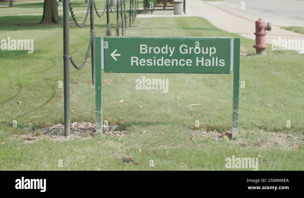 Iconic state signs Stock Videos & Footage - HD and 4K Video Clips - Alamy