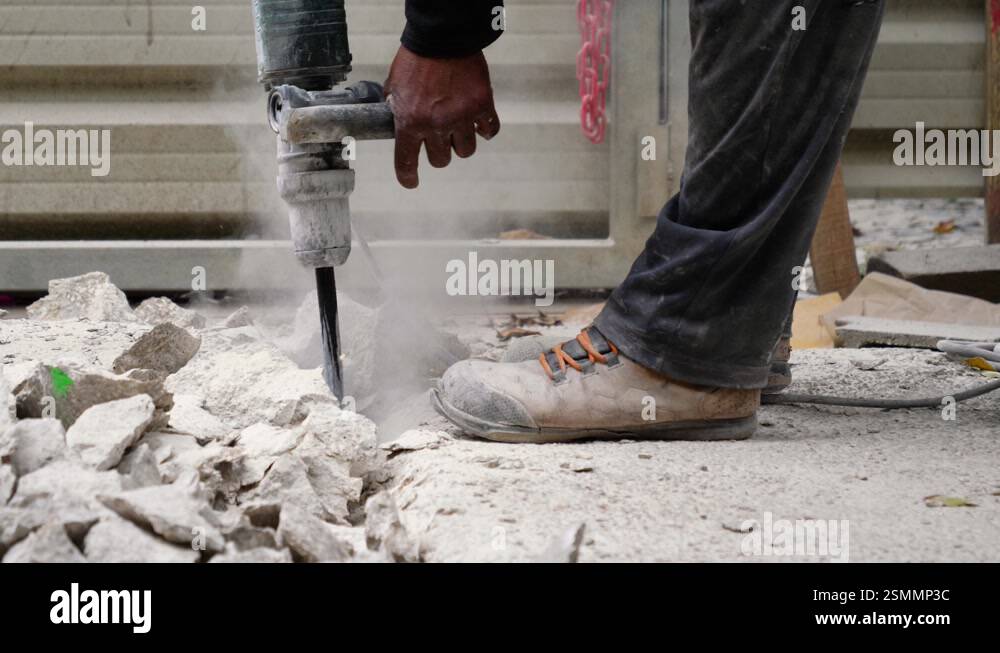 Ground handling worker Stock Videos & Footage - HD and 4K Video Clips ...