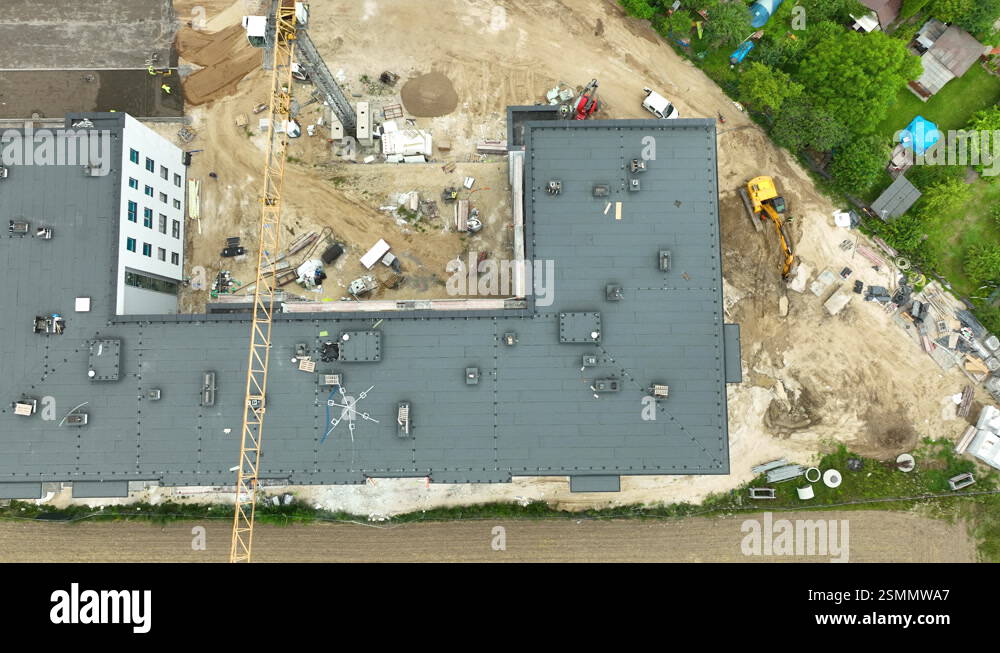 L shapedbuilding Stock Videos & Footage - HD and 4K Video Clips - Alamy