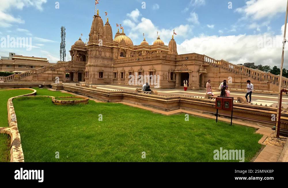BAPS Shri Swaminarayan Mandir, Hindu temple. Pune Stock Video Footage ...