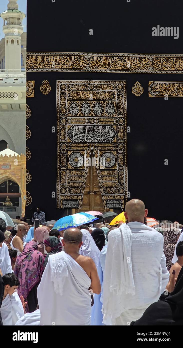 Makkah, Saudi Arabia - 08/01/2024: Pilgrims circle the Kaaba during ...