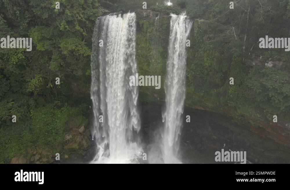 Misol hawaterfall Stock Videos & Footage - HD and 4K Video Clips - Alamy