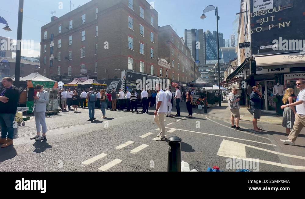 Busy market scene uk Stock Videos & Footage - HD and 4K Video Clips - Alamy