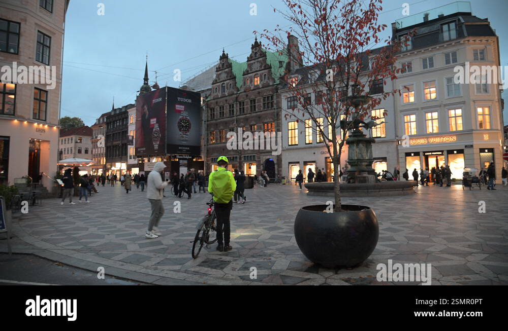 Stroget stroget stroget Stock Videos & Footage - HD and 4K Video Clips ...