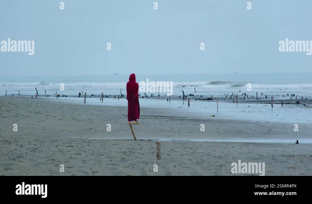 Red burka Stock Videos & Footage - HD and 4K Video Clips - Alamy