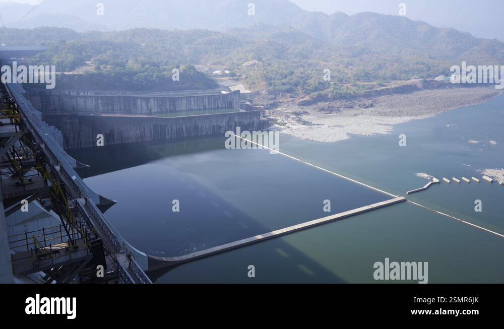 India Gujarat Kevadiya Sardar Sarovar Dam Stock Video Footage - Alamy