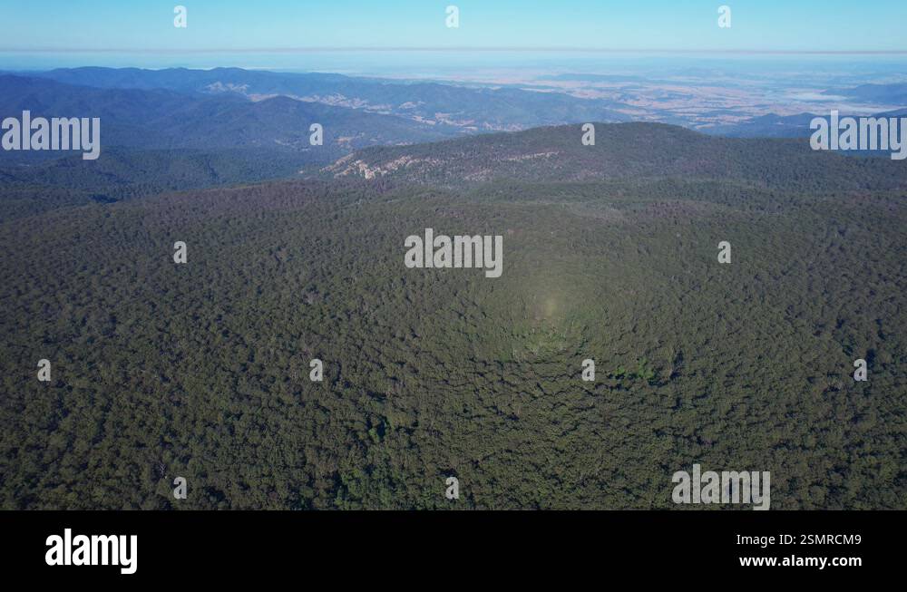 Rainforest Mountains Of D'Aguilar National Park, Mount Mee In ...