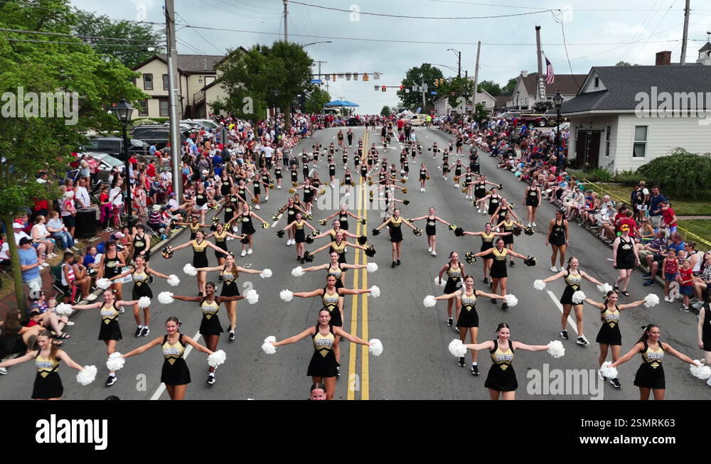 Cheering squad Stock Videos & Footage - HD and 4K Video Clips - Alamy