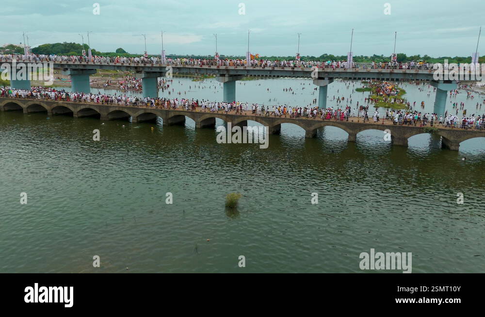 Hindu Pilgrims at wari festival, Pandharpur, India Editorial Use 17 ...