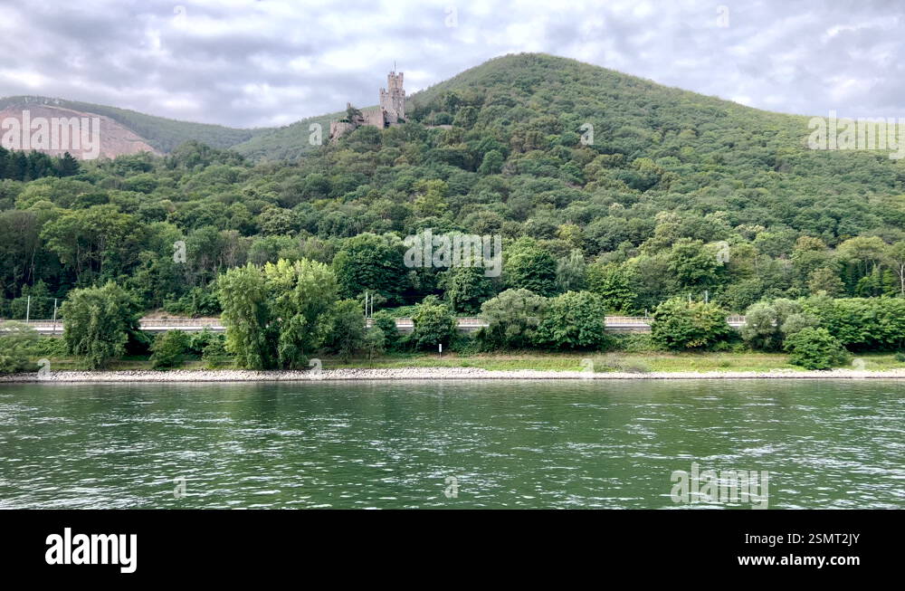 Gorgeous views of the German Landscape as Viewed from the Rhine River ...