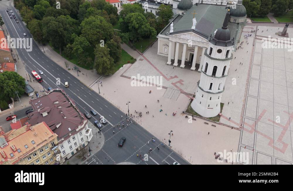 Vilnius, Lithuania - 08/09/2024: Cathedral Square in Vilnius city ...