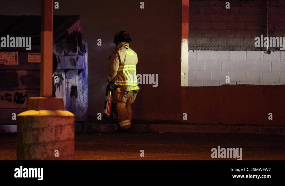 Dumpster night Stock Videos & Footage - HD and 4K Video Clips - Alamy