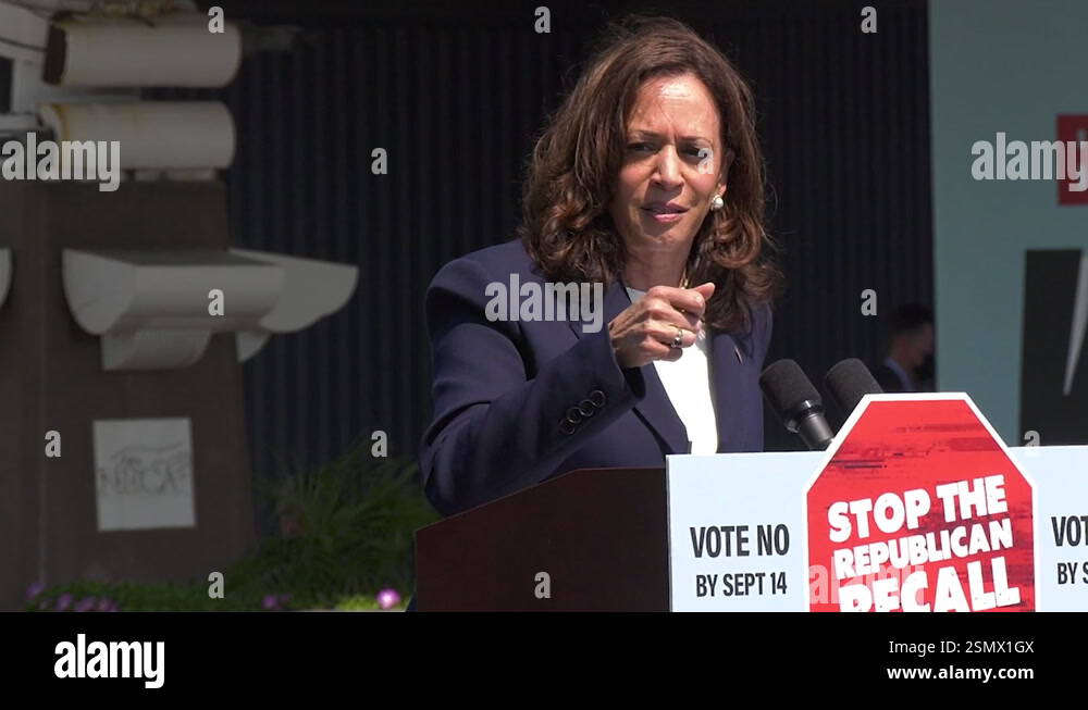 Kamala harris rally 2024 Stock Videos & Footage - HD and 4K Video Clips ...