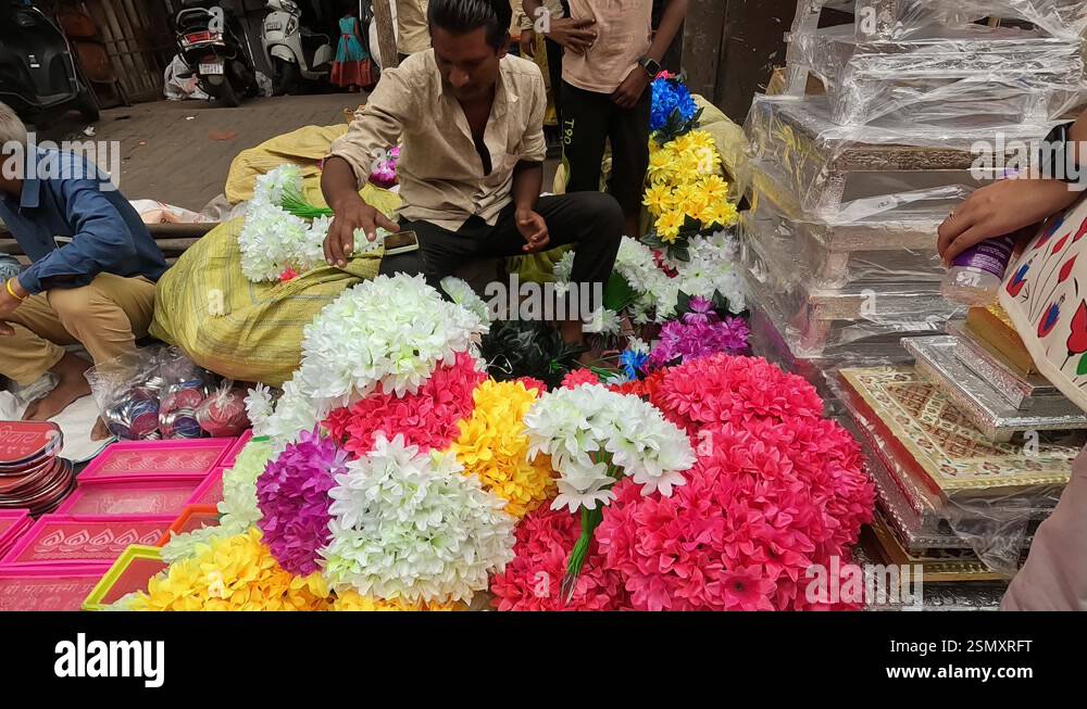 Raviwarpeth Stock Videos & Footage - HD and 4K Video Clips - Alamy