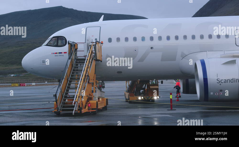 Longyearbyen, Svalbard - August 29, 2024: The Plane Is Preparing To ...