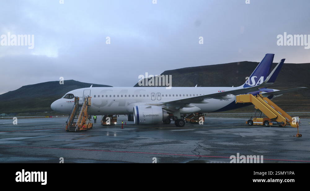Longyearbyen, Svalbard - August 29, 2024: The Plane Is Preparing To ...