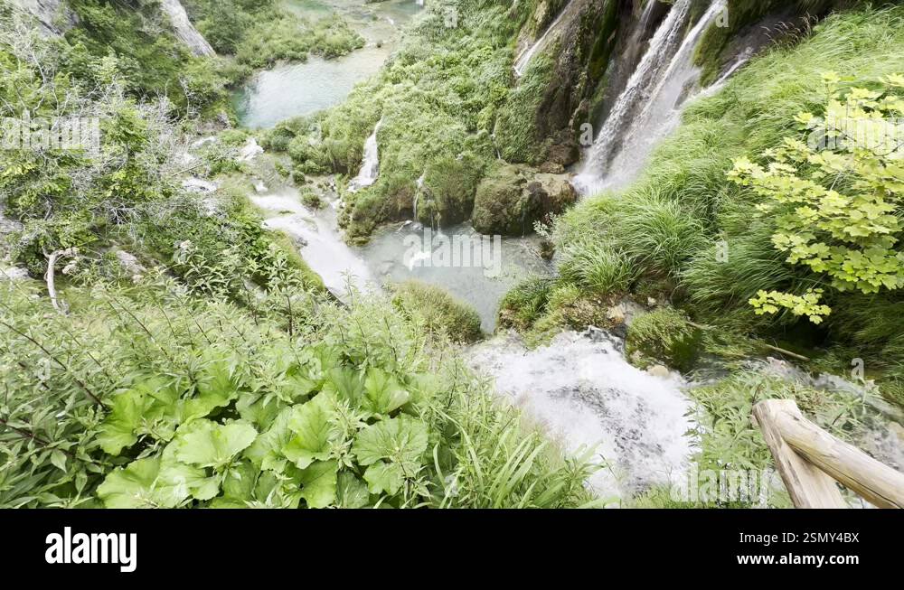Main waterfalls into hypnotising blue pools at Plitvice Lakes National ...