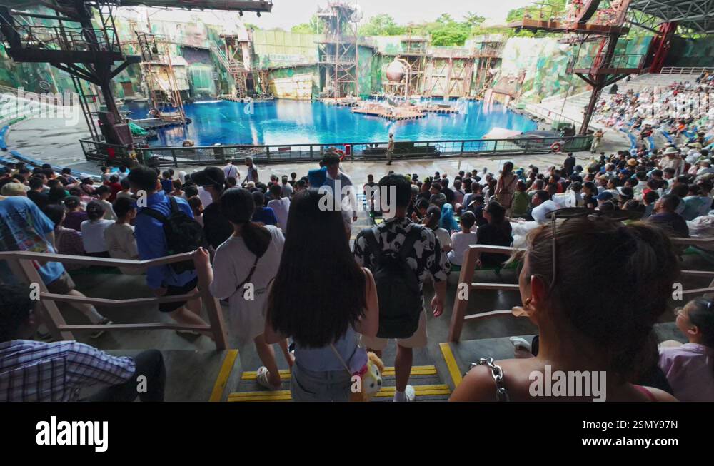 Singapore, Singapore - 09/01/2024: Crowded Universal Studios arena with ...