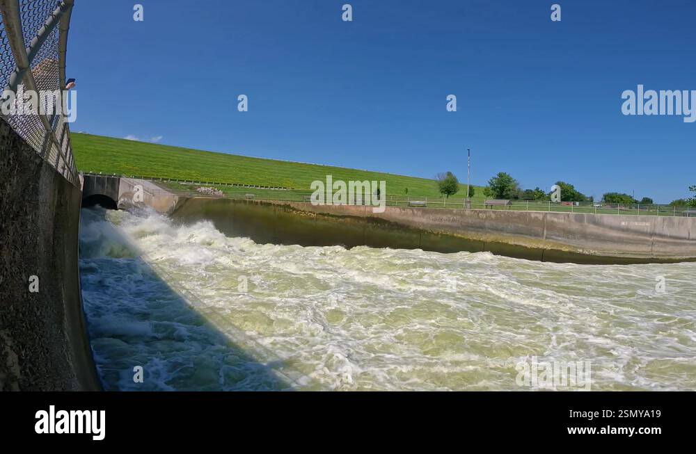 Pan of the outflow conduit pipe of the Saylorville Dam and Des Moines ...