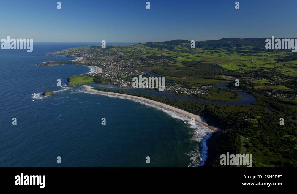 Mystics the Farm surfing break Killalea Minnamurra beach Illawarra ...
