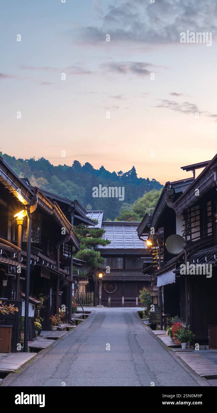 Takayama Gifu Japan time lapse night to day at old town Sannomachi ...