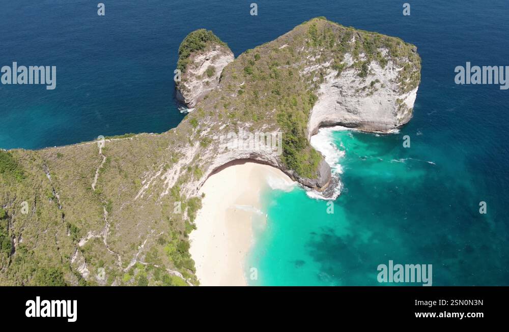Rock formation T-Rex, Kelingking Beach, Island Nusa Penida, Indonesia ...